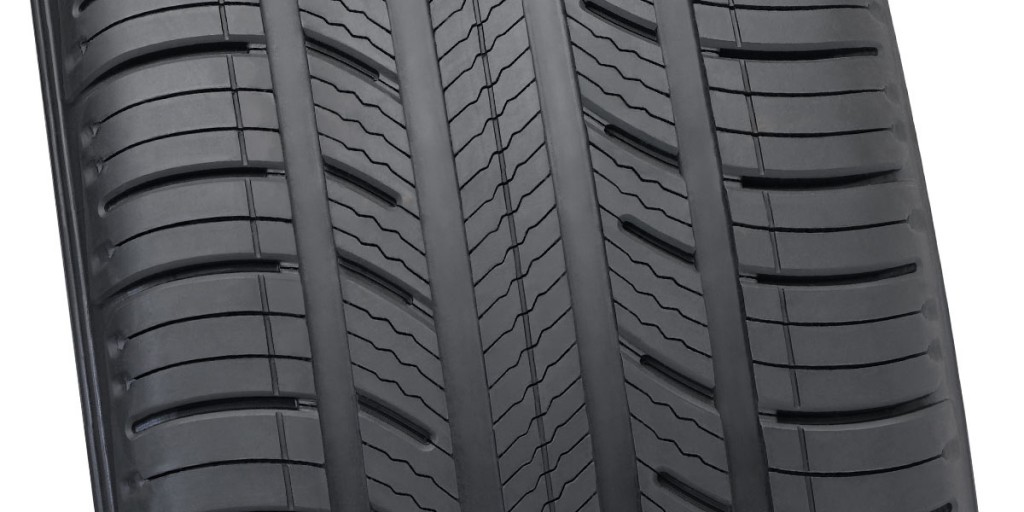Michelin-Premier-AS-New-Tread-Close-Up-1h - Tire and Auto Care Blog ...